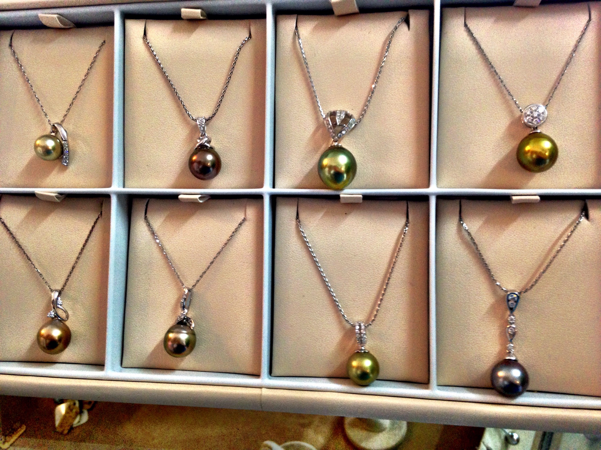 Fiji Pearls: Alluring Gems from Paradise - Passing Thru - For the ...