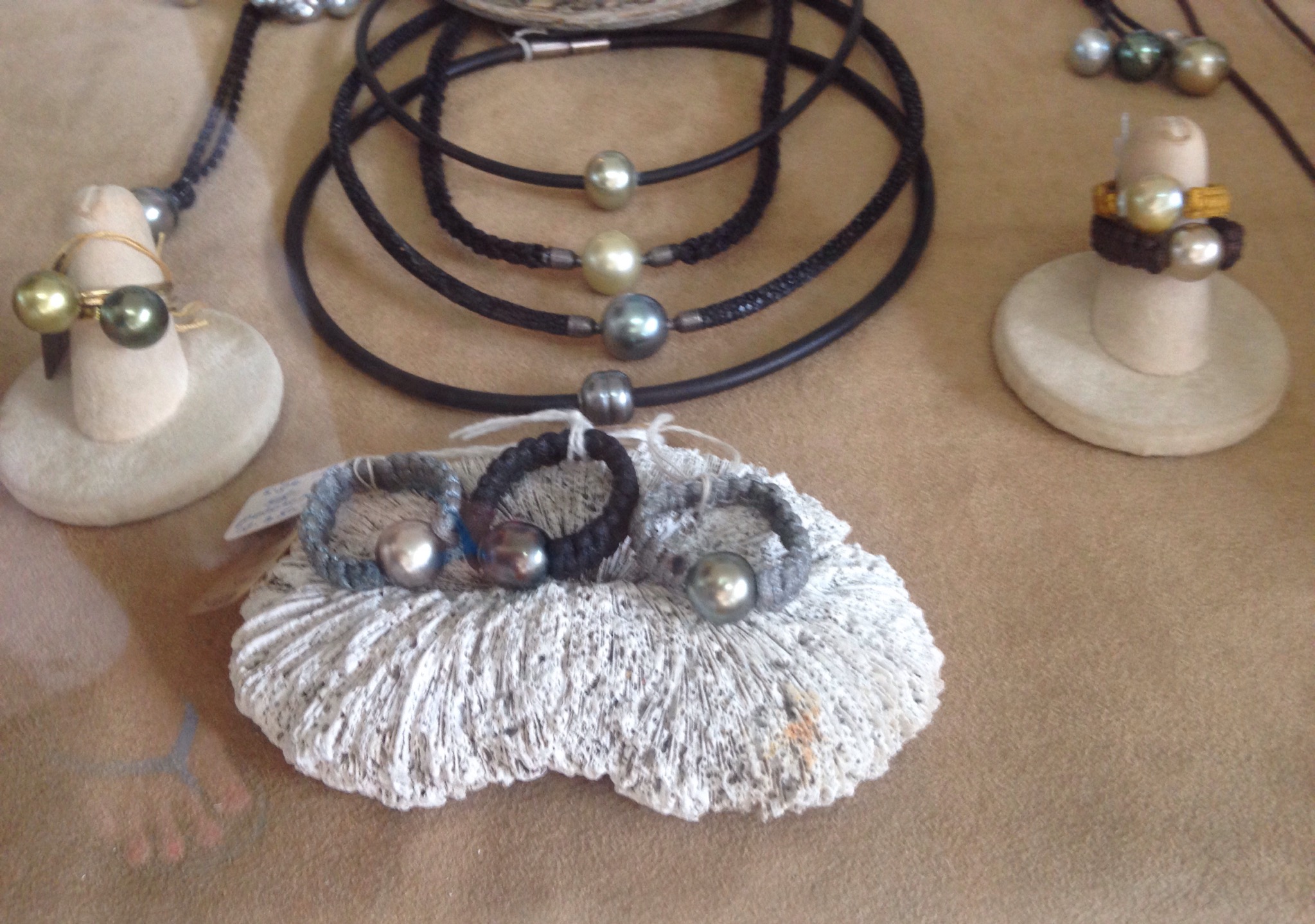 Fiji Pearls: Alluring Gems from Paradise - Passing Thru - For the ...