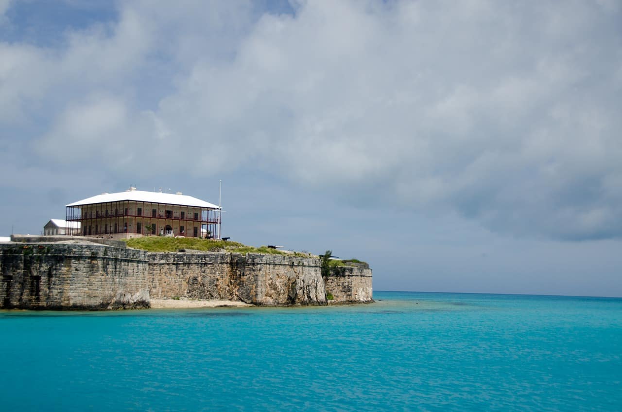5 Things to Do in Bermuda - Passing Thru - For the Curious and ...