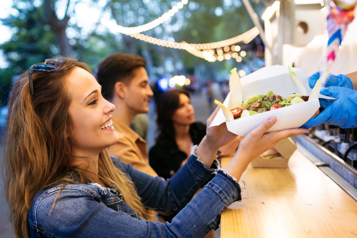 10 Summer Night Markets You Must Visit in the USA - Passing Thru - For ...