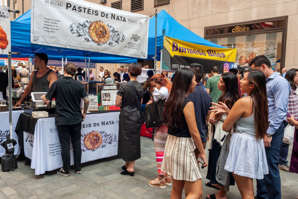 10 Must-Visit Night Markets for a Summer Adventure in the USA - Passing ...