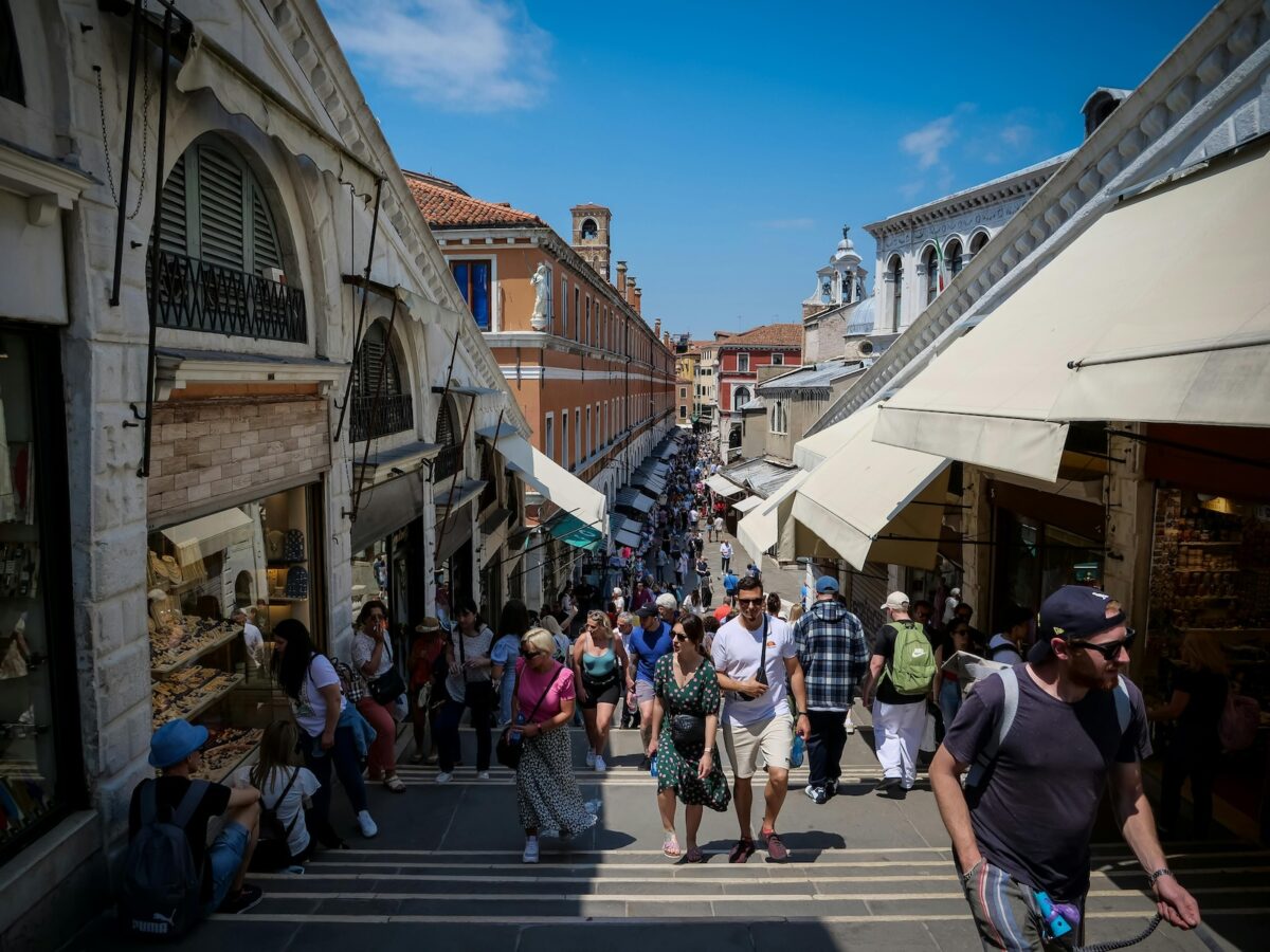 The Cost of Overcrowding: Venice’s Plan to Curb Tourist Foot Traffic ...